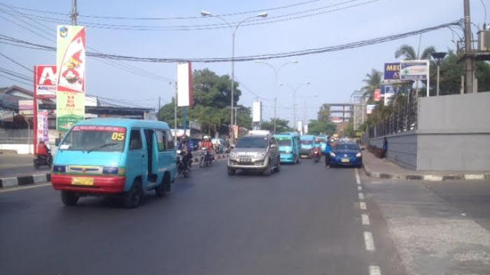 Pukul 08.09 Wita, Jalan Urip Sumoharjo Makassar Ramai Lancar - Tribun-timur.com