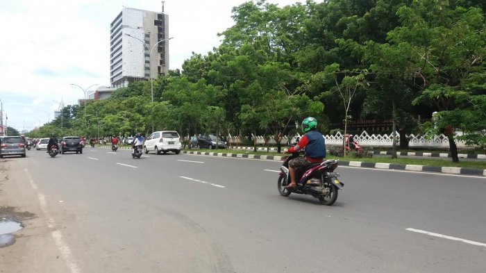 Begini Arus Lalulintas di Jl Urip Sumoharjo Depan Gubernuran Sulsel - Tribun-timur.com
