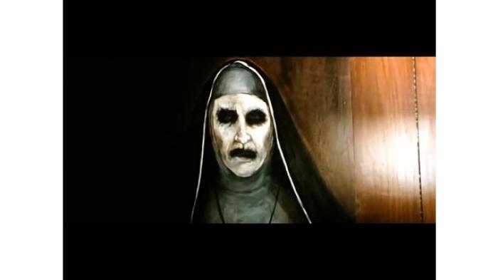 Ternyata Seperti Ini Wajah Asli Pemeran Iblis Valak ‘The Conjuring 2 ...