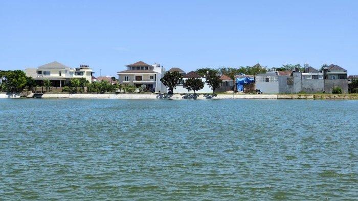 Pinewood Hunian View Danau Tanjung Bunga, Harga Rp 1,9 Miliar - Tribun ...