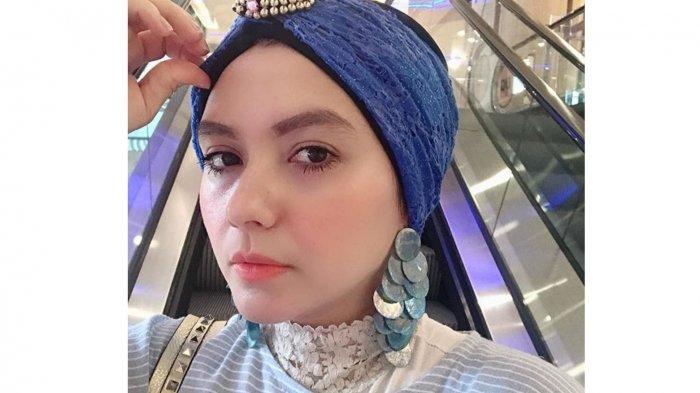 Rela Tinggalkan Dunia Artis Demi Dampingi Eko Patrio, Ini Profil Viona ...