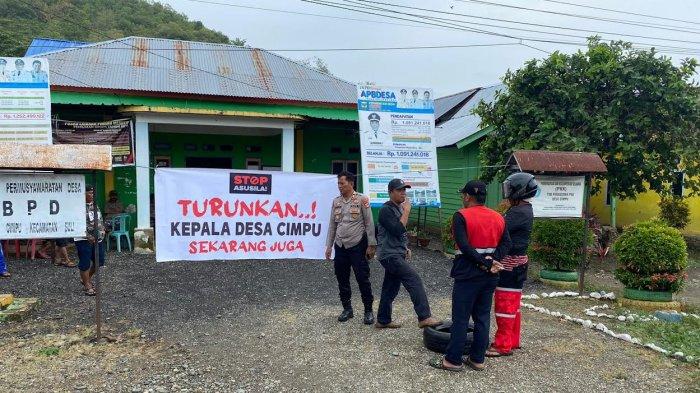 Kades Cimpu Luwu Terancam Dicopot Usai Ketahuan Selingkuh, Warganya ... Kades Cimpu Luwu Terancam Dicopot Usai Ketahuan Selingkuh, Warganya ...