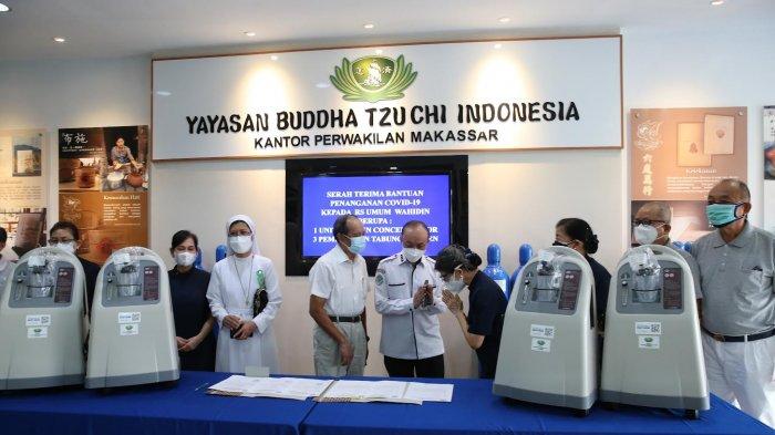 Yayasan Buddha Tzu Chi Salurkan Bantuan Tabung dan Regulator Oksigen - Tribun-timur.com