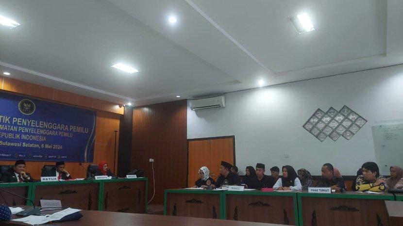 Pilpres - Mata-lokal-memilih - Tribun-timur.com