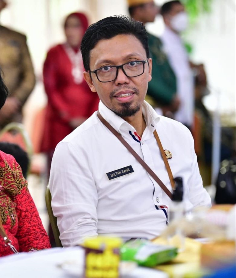 UU ITE dan Kelas Netizen Log 10.000 - Tribun-timur.com