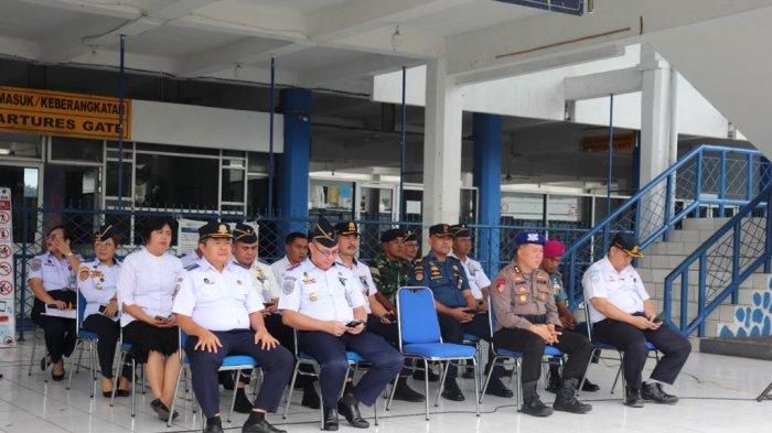 Syahbandar Pelabuhan Bitung Stanislaus Wetik: Ada Posko Terpadu ...