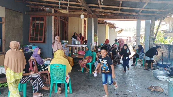 Antar Belanja Sebelum Ijab Qabul, Tradisi Turun Temurun di Desa Tanamon ...