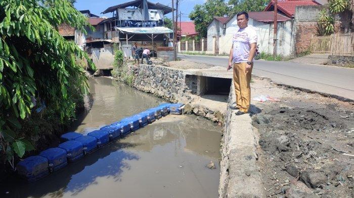 Sering Banjir, Lurah Bailang Manado Sulawesi Utara Minta Warga Jangan Buang Sampah di Sungai ...