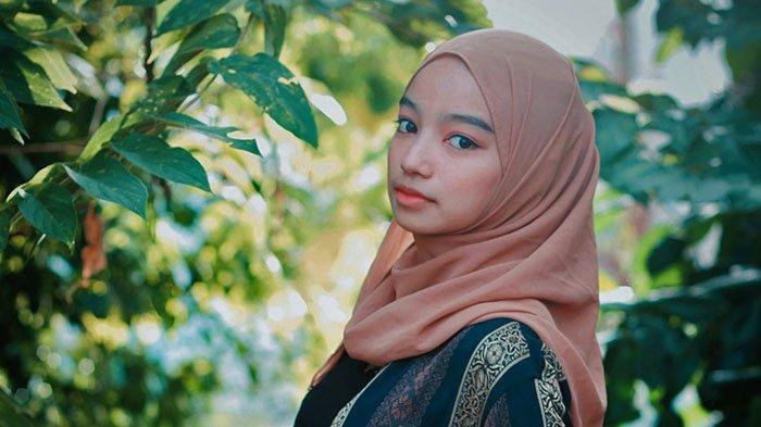 Profil Andi Putri Guraisya, Cewek Cantik Asal Boltim Sulut, Ceritakan Pengalaman Berkarir di ...
