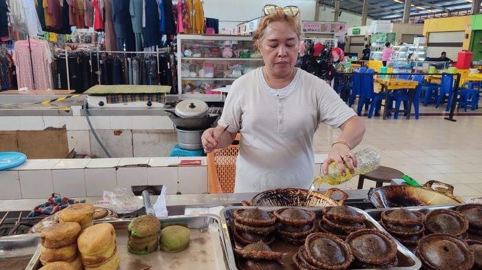 Jualan Cucur dan Apang Bakar Selama 26 Tahun, Angse Ungkap Keutungan ...