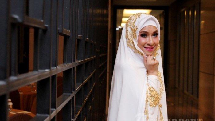 Terungkap Kabar Terbaru Sylvana Herman Setelah Lama Tak Muncul di Layar ...