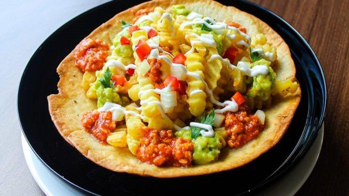 Menu Spesial Meksiko Aston Manado Hotel, Ada Crispy Bowl Burrito ...