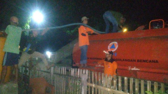 BPBD Bolmut Bantu Salurkan Air Bersih untuk Masyarakat yang Terdampak Kekeringan - Tribunmanado ...