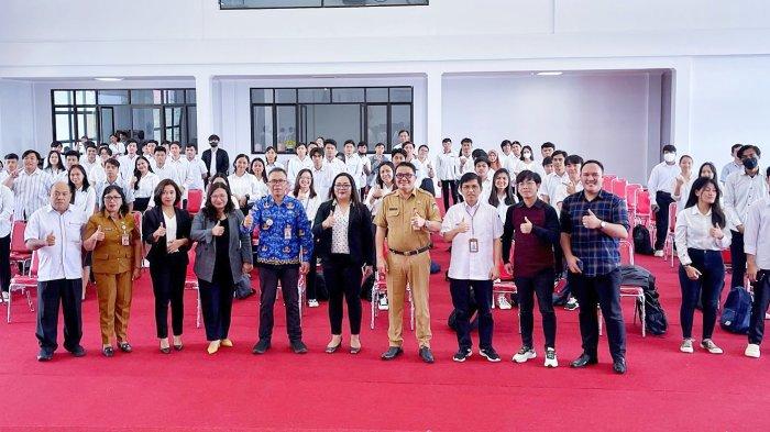 Dibuka Wakil Rektor Unima, Agustivo Tumundo Bekali Peserta VSGA Digital ...