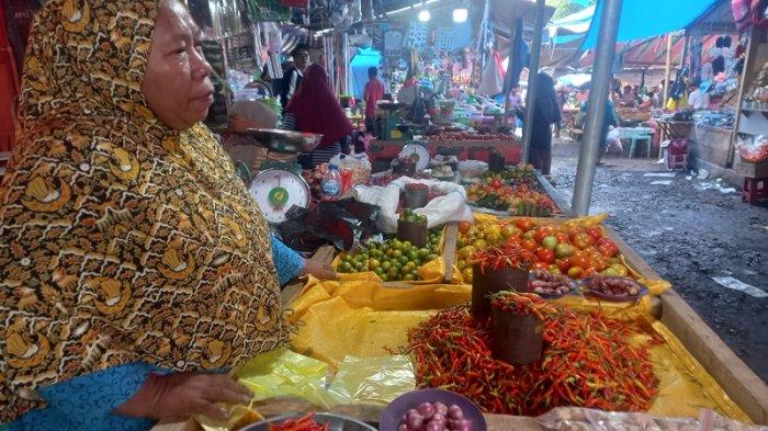 Update Harga Bahan Pokok di Pasar Airmadidi Minut, Daun Bawang Naik ...