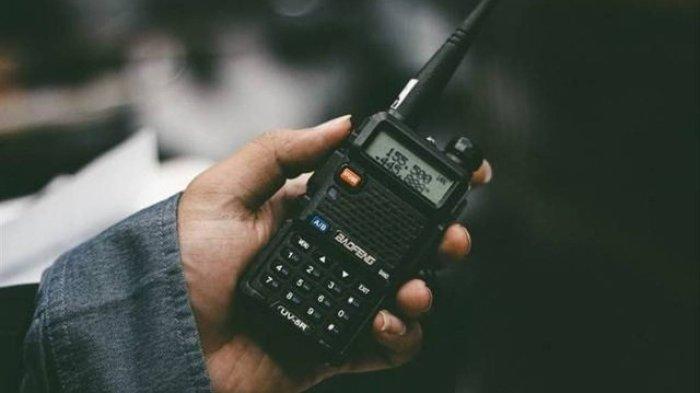 Kumpulan Sandi Kode HT Polisi: dari Alfabet, Angka hingga Huruf ...