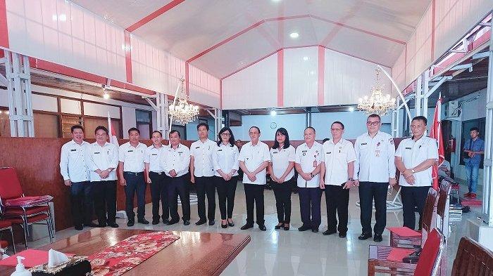 Bupati Minahasa Royke Roring Rolling 10 Pejabat Eselon II dan III ...