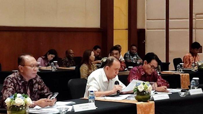 Royke Roring Paparkan Rancangan Perbup RDTR Danau Tondano Minahasa di ...