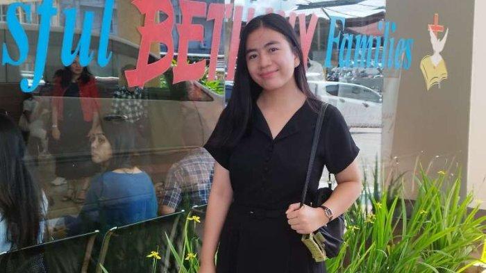 Cewek Toraja Destika Pareken Rayakan Natal di Manado, Rindu Orang Tua ...