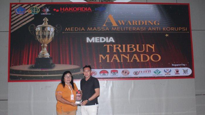 Tribun Manado Terima Penghargaan di Hari Anti Korupsi Sedunia: Media ...