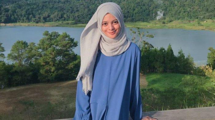 Fauzia Mamonto Mahasiswi Cantik asal Boltim, Bersyukur Masuk Jurusan PWK - Tribunmanado.co.id