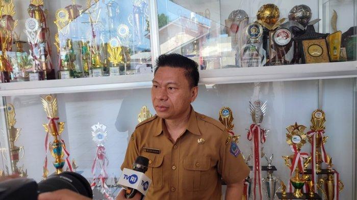 Kepala SMA N 7 Manado Sulawesi Utara Bantah Tudingan Ambil Ijazah Harus ...