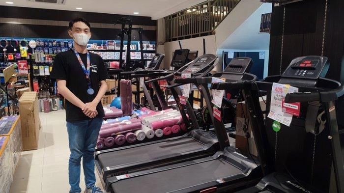 MG Sport di Gramedia Sam Ratulangi Manado Sulawesi Utara Gelar Promo ...