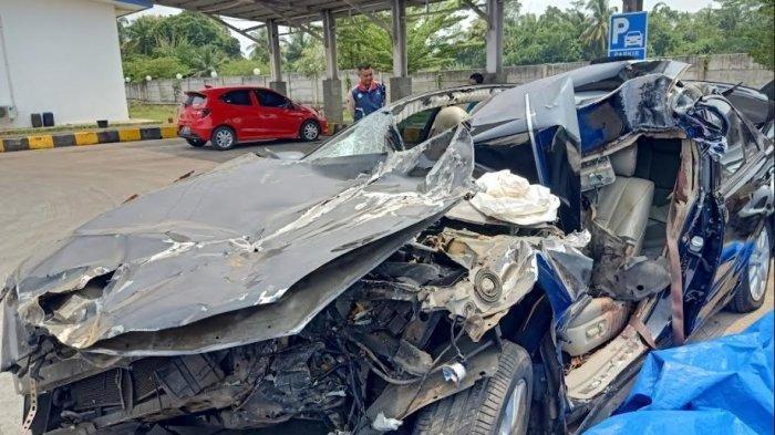 Potret Kondisi Mobil Camry yang Ditumpangi Syabda Belawa saat ...
