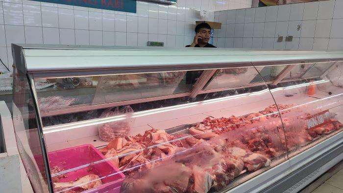 Harga Daging Babi di Jumbo Pasar Swalayan Manado Mulai Turun, Pedagang ...