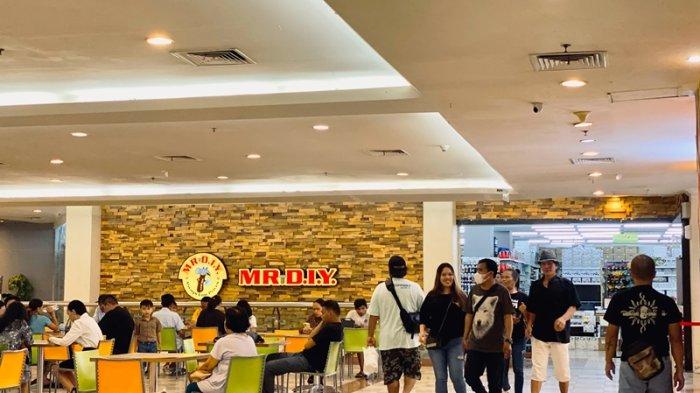 Potret Keramaian di Mega Mall Manado Sulawesi Utara Minggu 1 Oktober ...