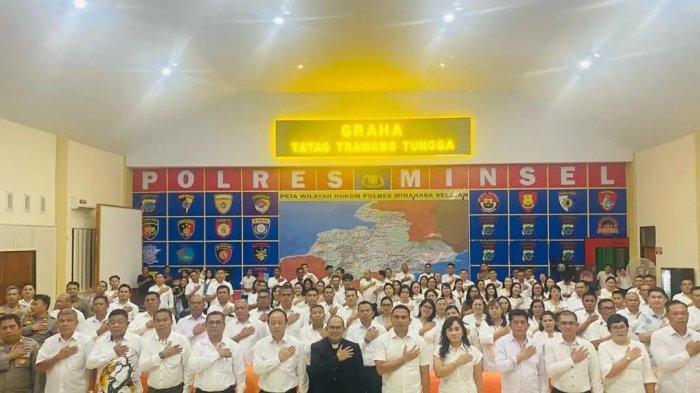 Keluarga Besar Polres Minsel Sulawesi Utara Gelar Ibadah Perayaan ...