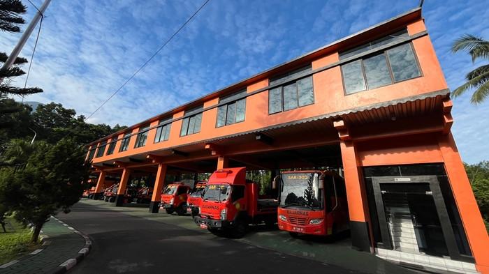 Berita Foto: KM Barcelona VA Rute Talaud-Manado Terbakar di Perairan ...