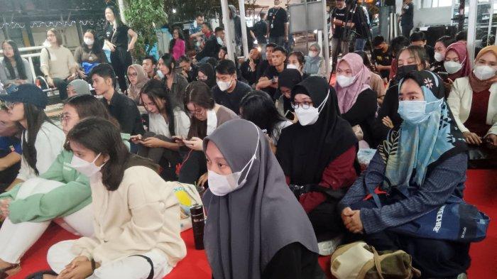 Film Laut Bercerita Bikin Milenial Manado Sulawesi Utara Meleleh ...