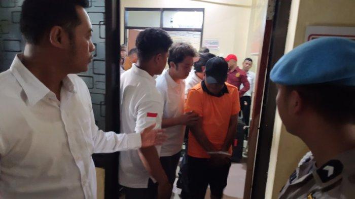 Kasus Kekerasan Anak Ditangguhkan, Polres Boltim Bebaskan Bos Tambang Ilegal Ali Kenter ...