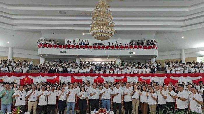 1.500 Pelajar Hadiri Puncak Hari Indonesia Menabung di Manado Sulawesi ...