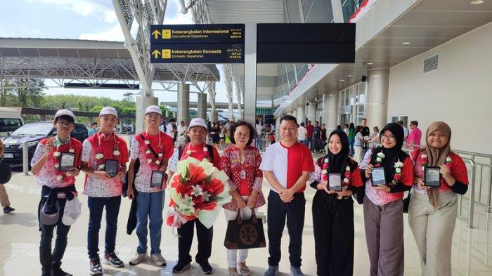 Potret Penjemputan Siswa SMAN 7 Manado Sulut yang Raih Perak dan ...