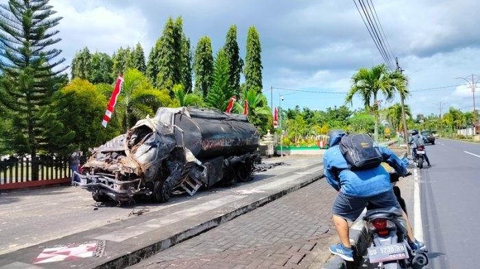 Potret Truk yang Terlibat Kecelakaan Maut di Jalan Trans Sulawesi Desa Munte Minsel ...