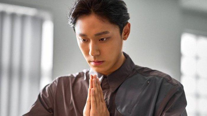 Sosok Lee Do Hyun, Pemeran Bong Gil di Film Exhuma, Pertama Kali ...