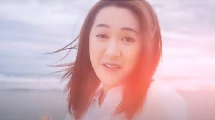 Lirik Lagu Aku Happy - Vicky Prasetyo, Happy Asmara, Dodit Mulyanto - Tribunmanado.co.id