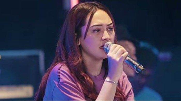 Kunci Gitar dan Lirik Lagu Madiun Ngawi - Happy Asmara feat Denny Caknan - Tribunmanado.co.id