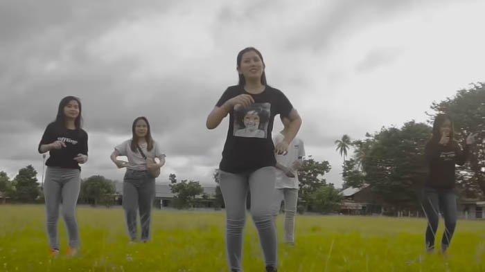 Lirik Lagu Sa Mau Koi, Populer Dinyanyikan Cyta Walone: Sa Su Berjuang Tapi Sa Kalah ...