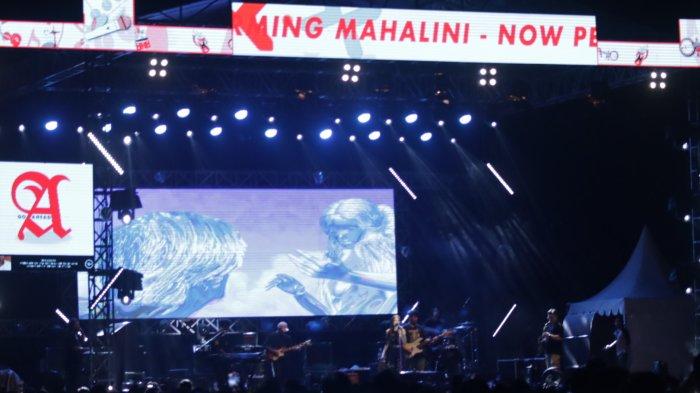 Potret Artis Mahalini Tampil Dalam Konser Musik di Pohon Kasih Megamas ...