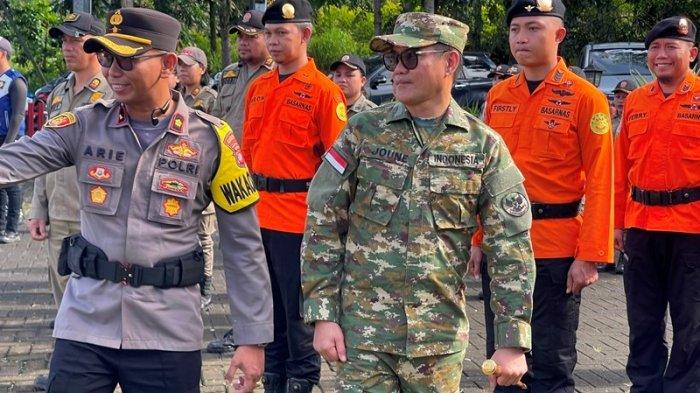 Potret Bupati Minut Joune Ganda Kenakan Seragam Komcad Saat Pimpin Apel Operasi Katupat Samrat ...