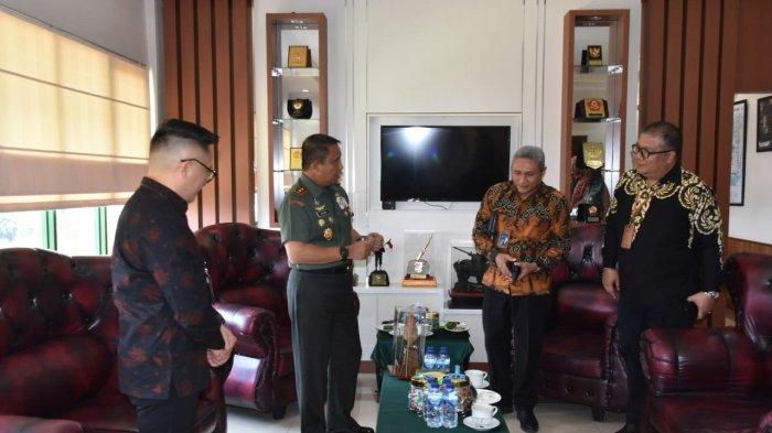 Pimpinan Area Head 1 Bank BNI Manado Audiensi dengan Pangdam XIII ...