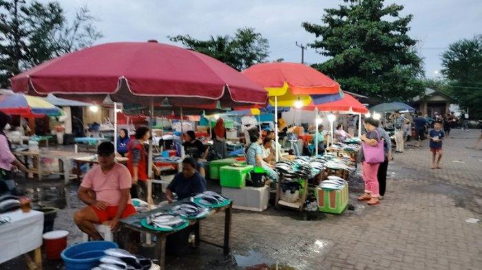 Potret Pasar Mini di Pelabuhan Perikanan Manado Sulawesi Utara ...