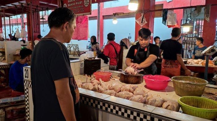 Jelang Ramadan, Harga Daging Sapi dan Ayam Naik di Pasar Bersehati Manado Sulawesi Utara ...