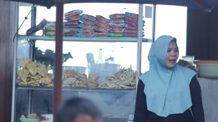 Potret Para Penjual di Malalayang Beach Walk 1 Manado Sulawesi Utara ...