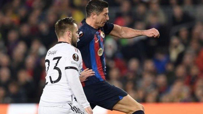 Getir Pahit Barcelona vs Manchester United, Erik ten Hag Dikartu Kuning ...