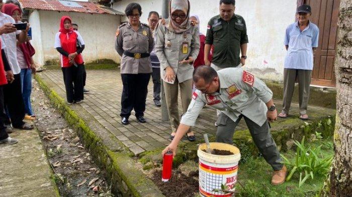 Dukung Gemapatas Serentak, Bolmong Mulai Pemasangan Patok di Desa ...
