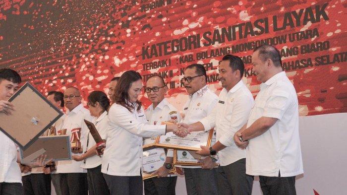 Pemkab Boltim Sulawesi Utara Terima Penghargaan dari Ombudsman RI - Tribunmanado.co.id